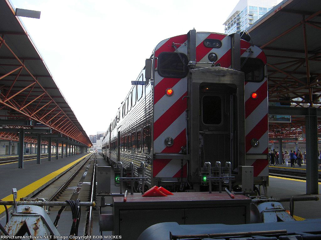 Metra cabcar at LaSalle St. Station